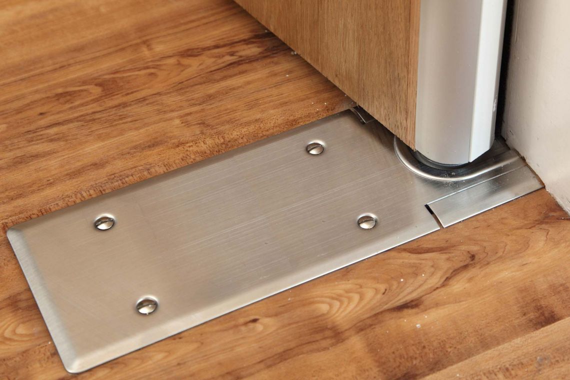 Integral Finger Guard (Alumax) - Safehinge EN